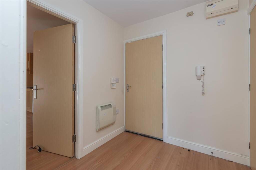 Under The Hammer - Apartment 33 Perseverance Mills Westbury Street ...